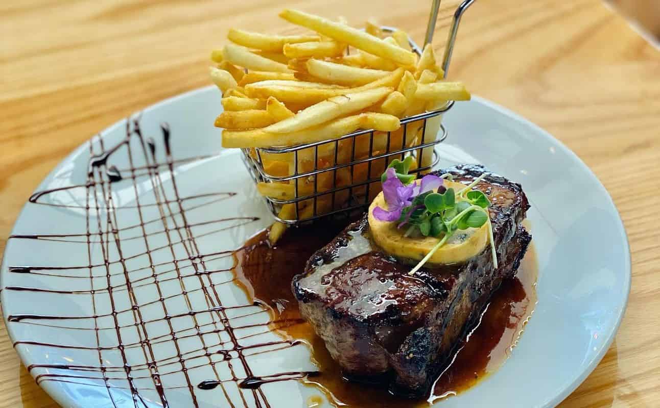 Baduzzi: 50% off the first table of the night with First Table