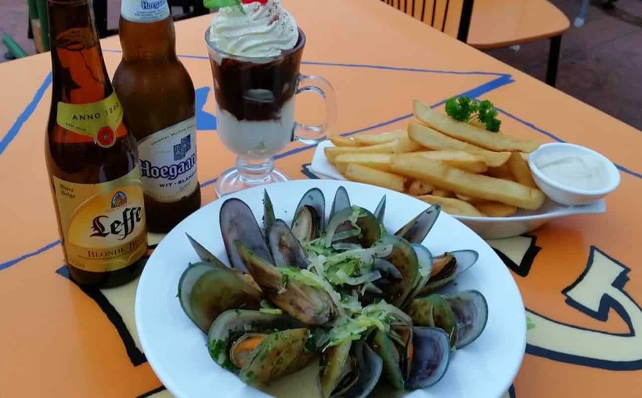 Fat Dog Cafe: 50% off the first table of the night with First Table