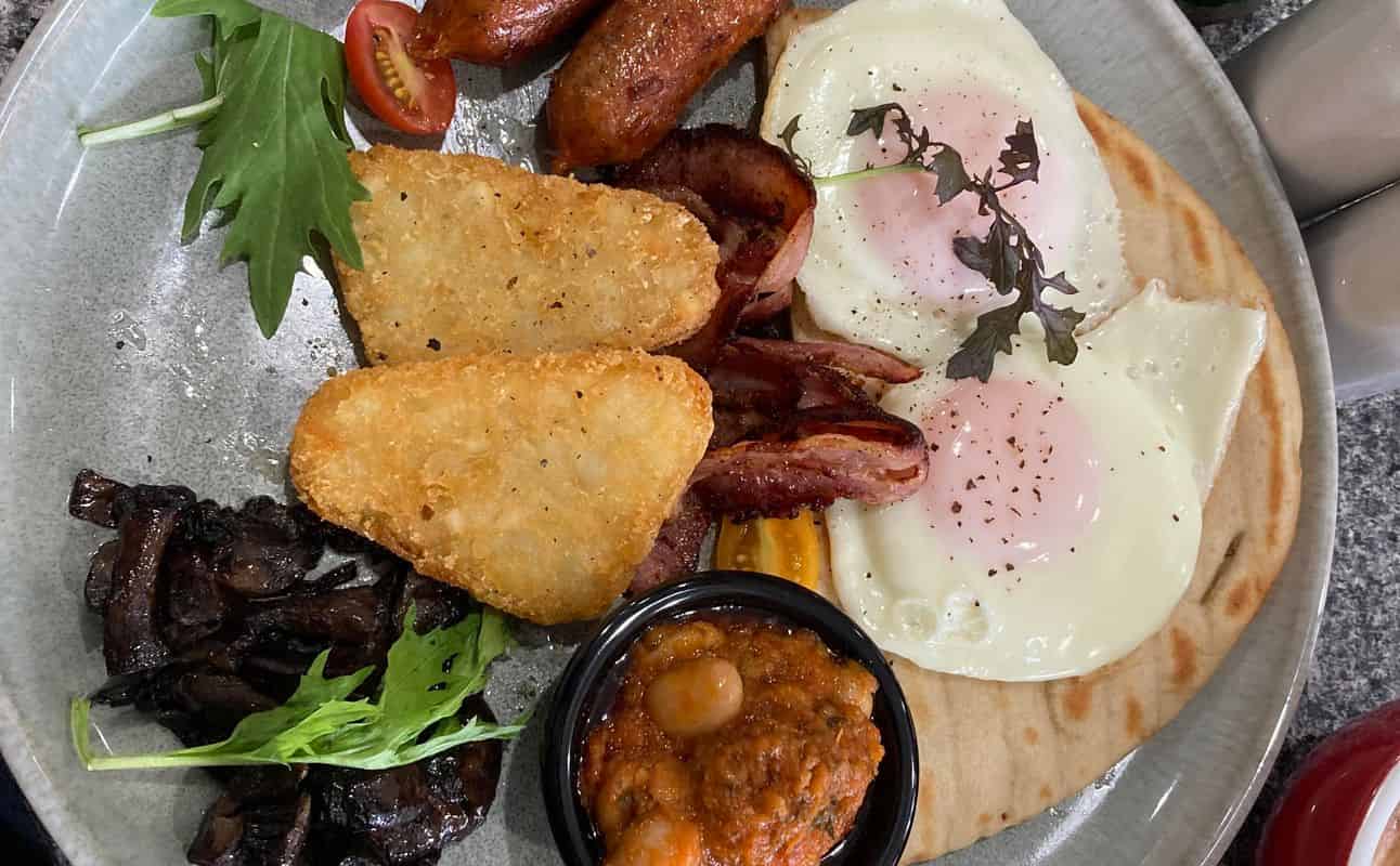 Spartan Greek Cafe and Restaurant: 50% off the first table of the night ...