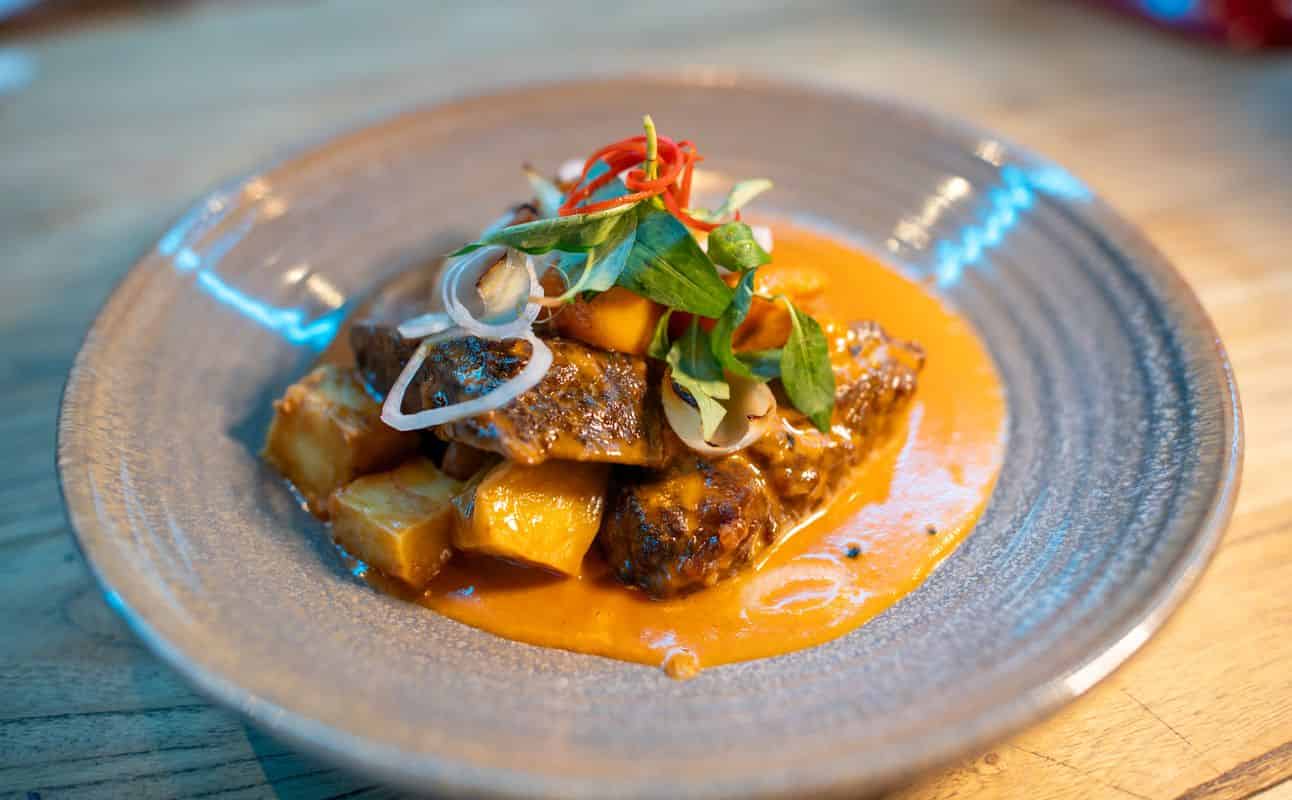 Baduzzi: 50% off the first table of the night with First Table