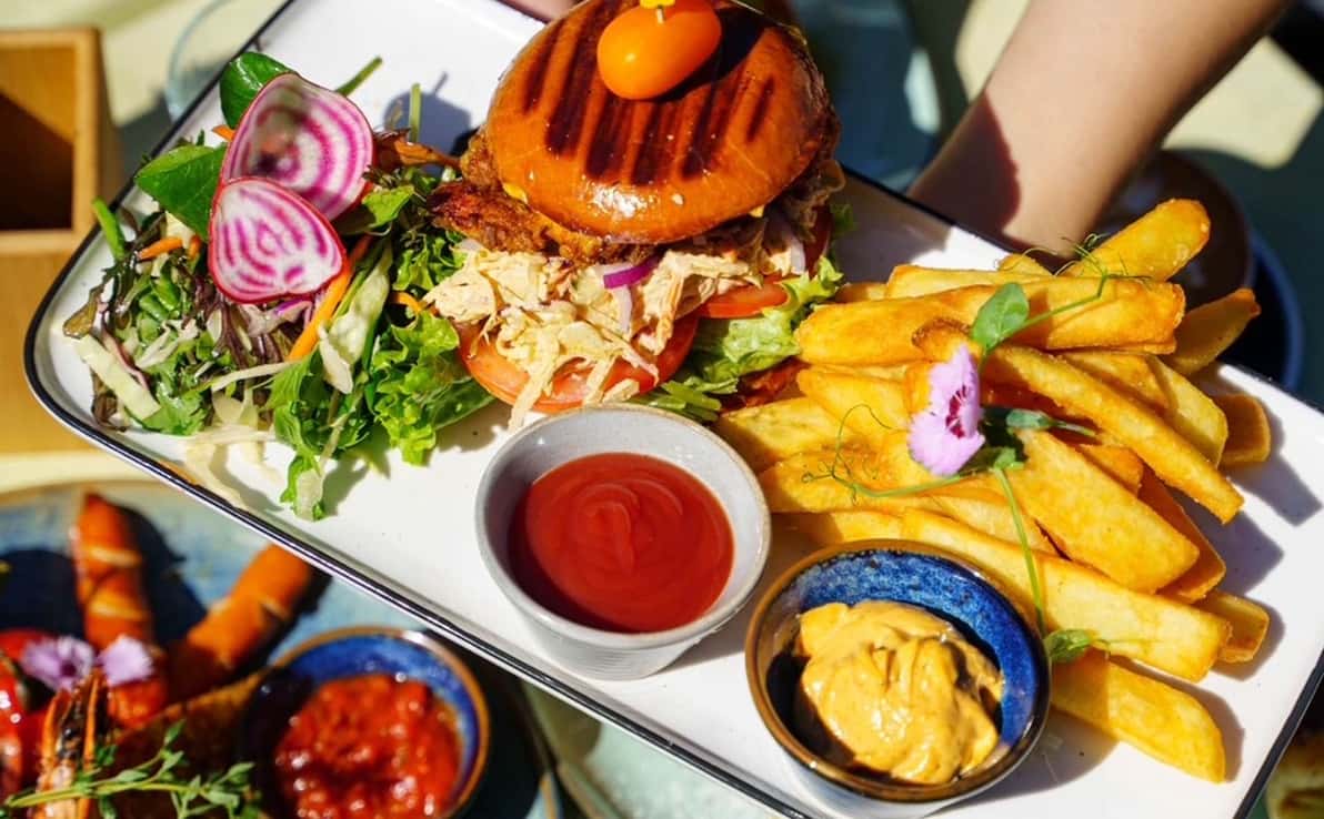 Bonita: Book any time at everyday prices